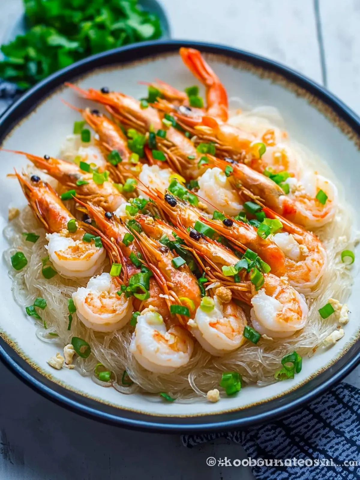 Irresistible Steamed Garlic Prawns with Vermicelli Noodles Delight